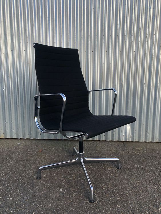 Eames Aluminium Chair EA 112 von Vitra | Kaufen auf Ricardo