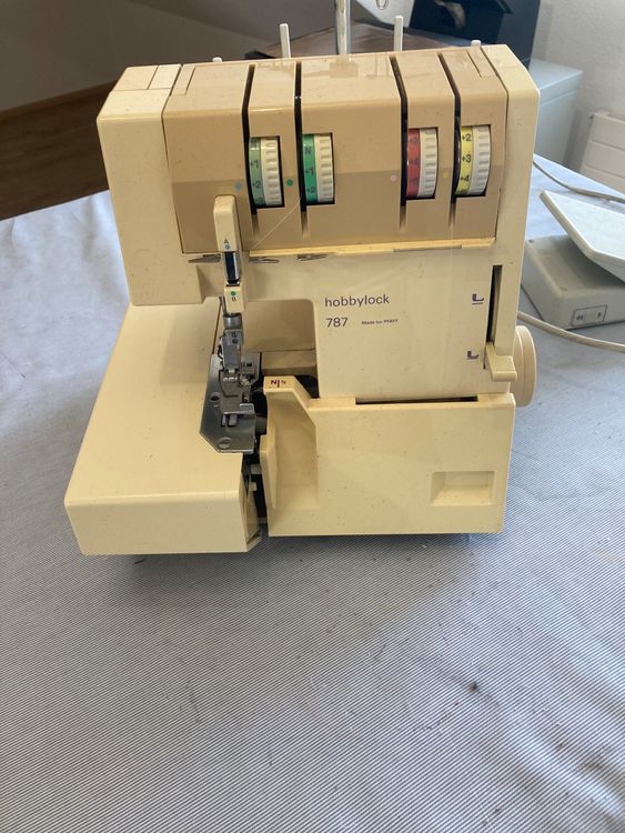 Overlock Maschine Pfaff | Kaufen auf Ricardo