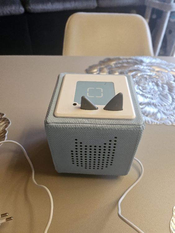 Toniebox mit Ladekabel Zustand unbekannt (Defekt) in St. Gallen für CHF ...