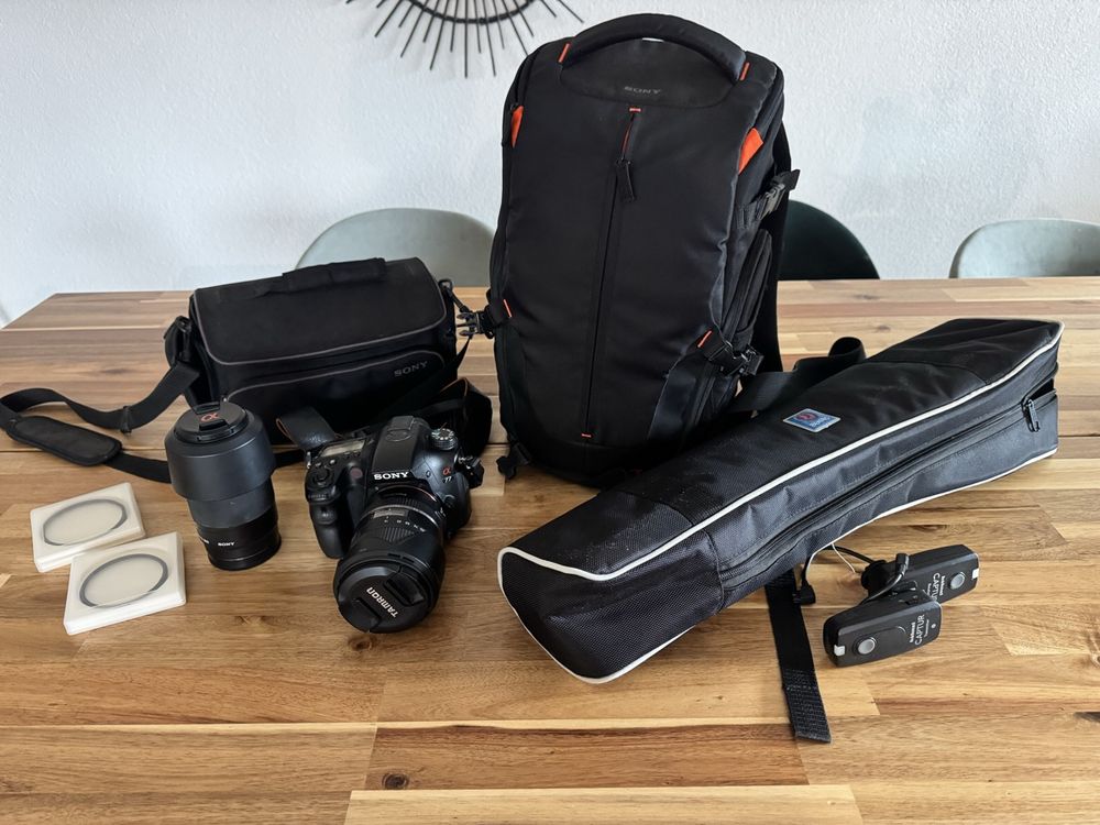 Sony SLT-A77V TOP KIT ; 2 Objectifs et accessoires (Gebraucht) in ...