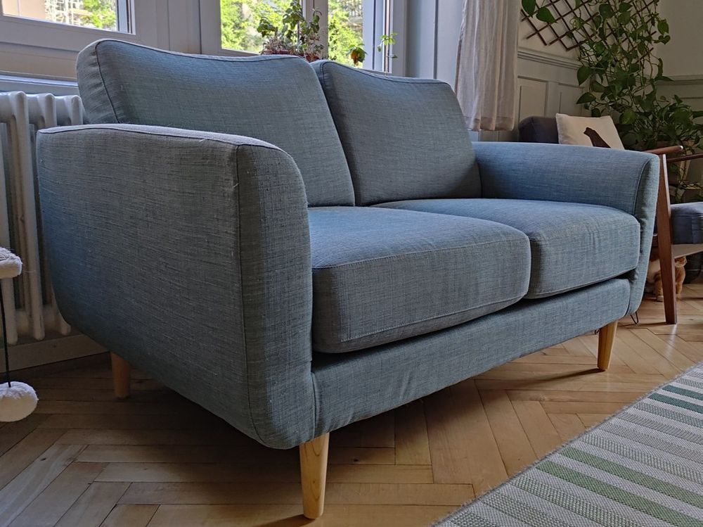 Kleines Sofa / Zweiersofa / 2-Sitzer "Jimi" Eukalyptusgrün (Gebraucht) in Zürich für CHF 80 ...