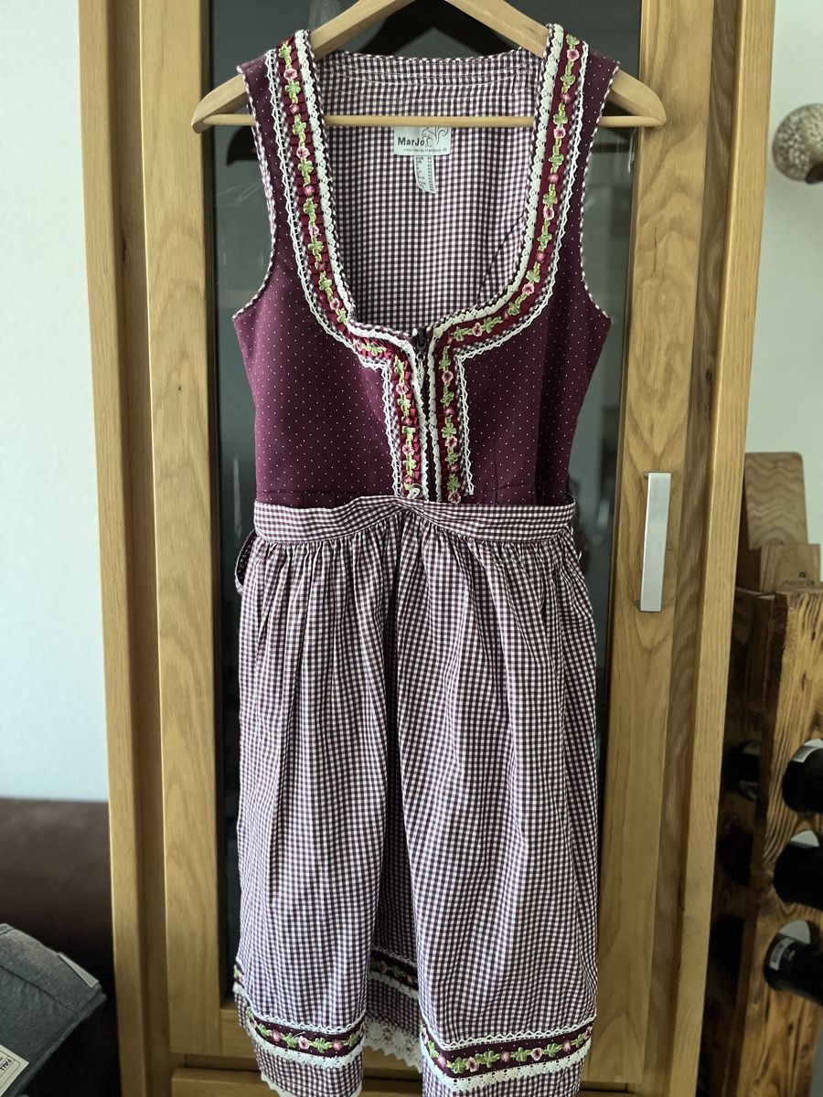 Marjo Dirndl Grösse 40 (Gebraucht) in Untervaz für CHF 40 – mit Lieferung auf Ricardo kaufen