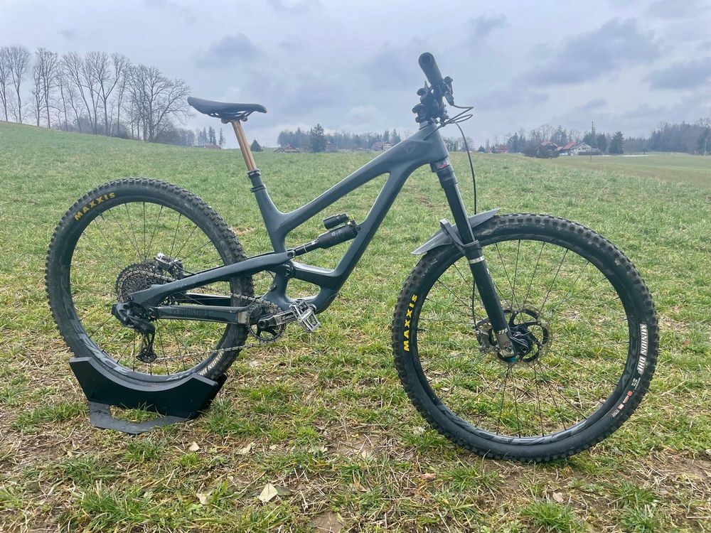 YT Capra Carbon 29" "M" (Gebraucht) in Thierachern für CHF 1750 – nur ...