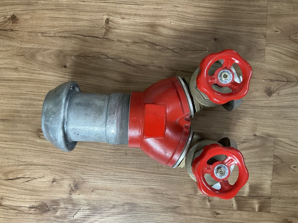 Perrot Y-Stück V-Teil DIN 14355 | Kaufen auf Ricardo