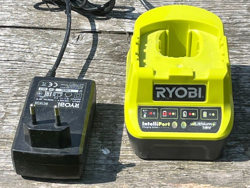 Ryobi IntelliPort Ladegerät | Kaufen auf Ricardo Ryobi IntelliPort Ladegerät | Kaufen auf Ricardo