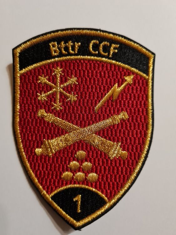 Artillerie Badge Bttr CCF 1 (Gebraucht) in Nyon für CHF 5 – mit Lieferung auf Ricardo kaufen