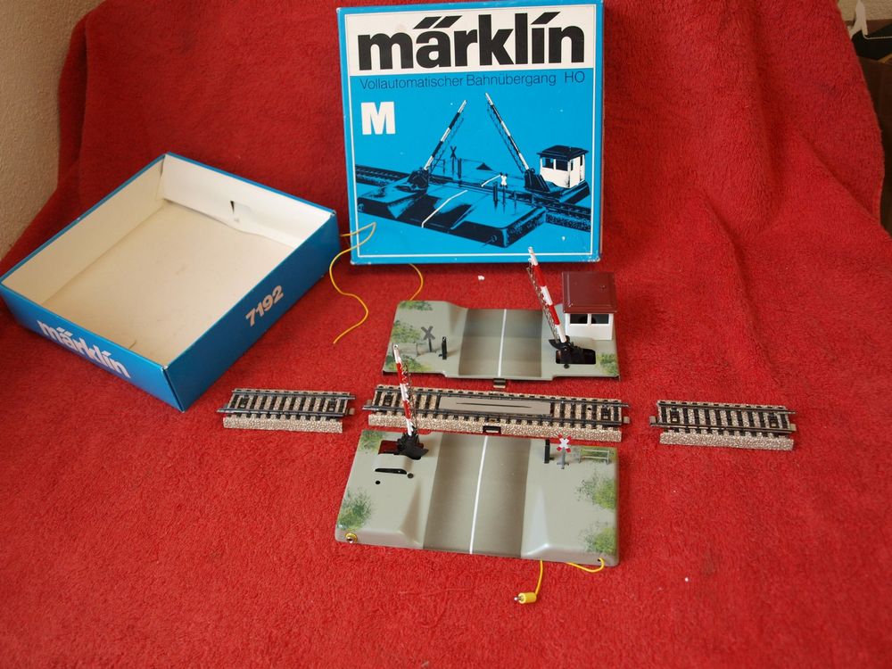 7192 Automatischer Bahnübergang H0 von Märklin .Getestet (Gebraucht) in ...