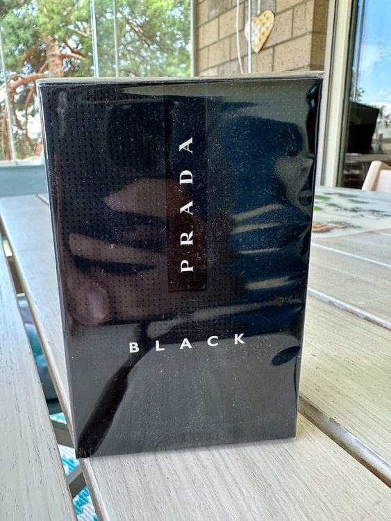 Prada Luna Rossa Black | Kaufen auf Ricardo