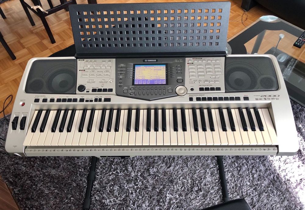 YAMAHA PSR 2000 KEYBOARD (Gebraucht) in Steinach für CHF 500 – nur ...