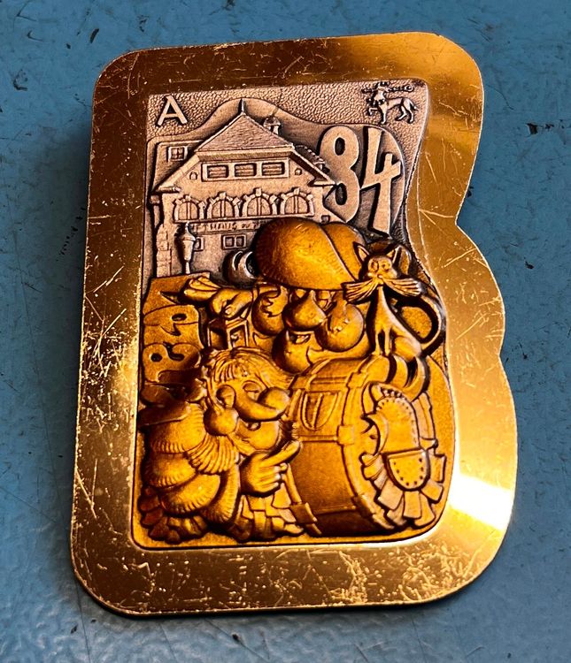 Fasnachtsplakette Luzern Komitee A 1984 Luzerner (Gebraucht) in Obernau für CHF 7 – mit ...