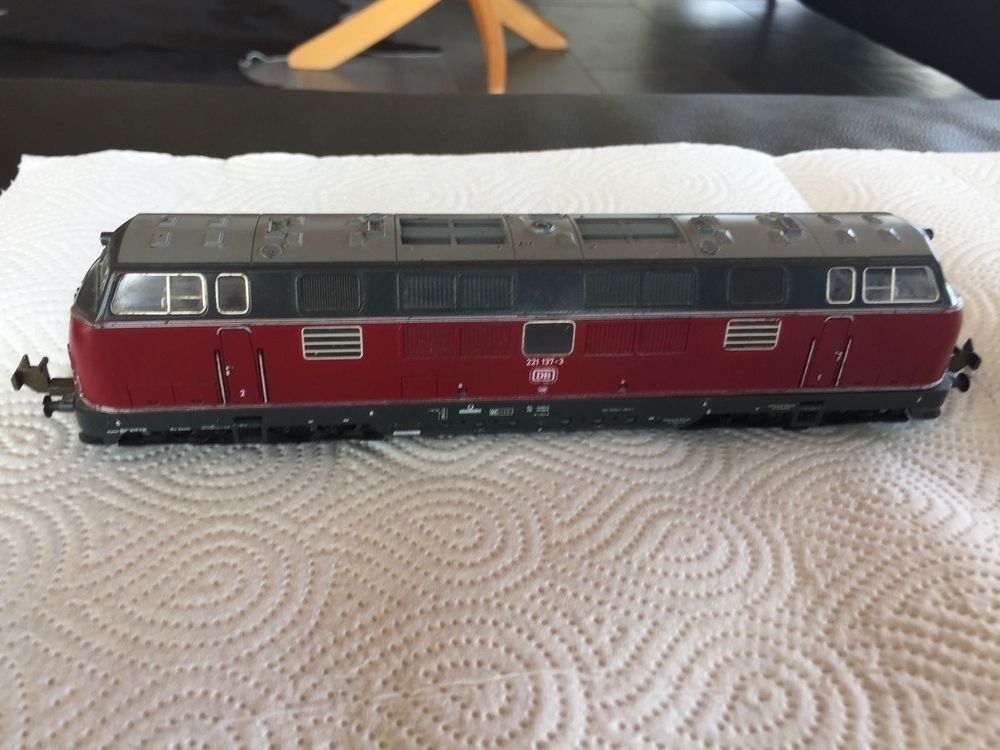 Trix Express Diesellok V 221 137-3 (Gebraucht) in Kaltacker für CHF 70 ...