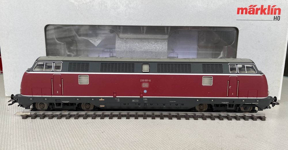 V 300 / BR 230 Märklin 39300 AC Softdrive mfx Sound OVP (Gebraucht) in ...