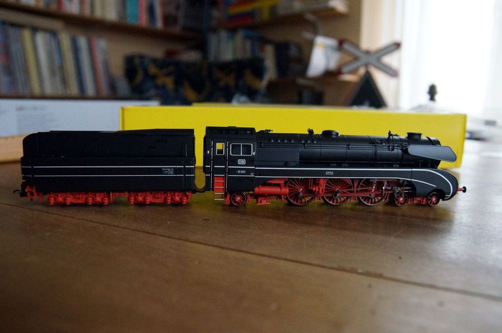 Trix 22705 - DB Baureihe 10 001 (Gebraucht) in Schönenwerd für CHF 192 – mit Lieferung auf ...