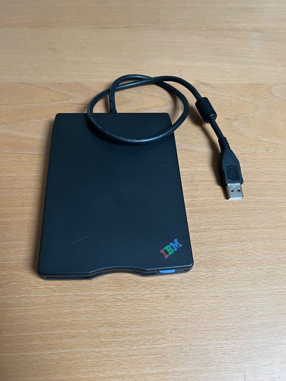 IBM USB-Floppy-Disk-Drive | Kaufen auf Ricardo