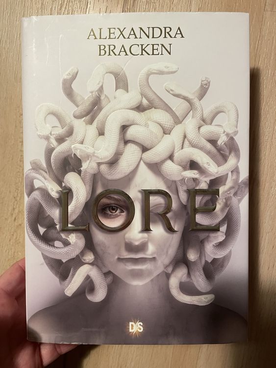Lore - Alexandra Bracken - Edition Collector (Gebraucht) in Crissier ...