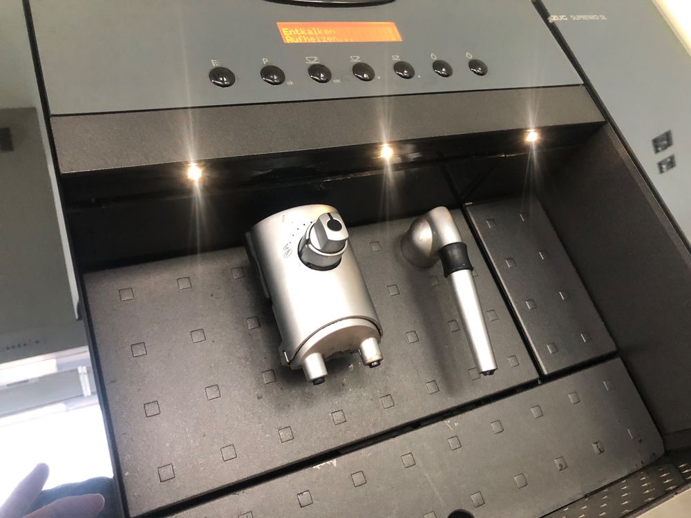 Einbau Kaffeemaschine V-Zug - ab 1.- (Gebraucht) in Eiken für CHF 125 ...