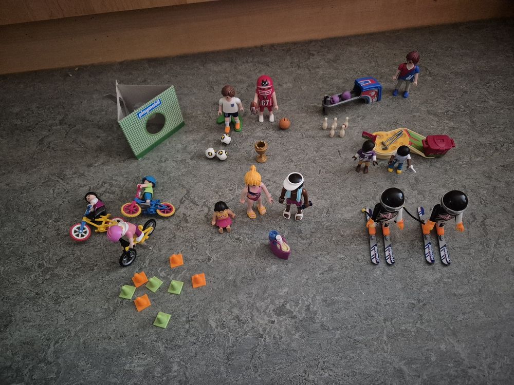 Playmobil verschiedene Figuren (Gebraucht) in Rümlang für CHF 2 – mit Lieferung auf Ricardo kaufen