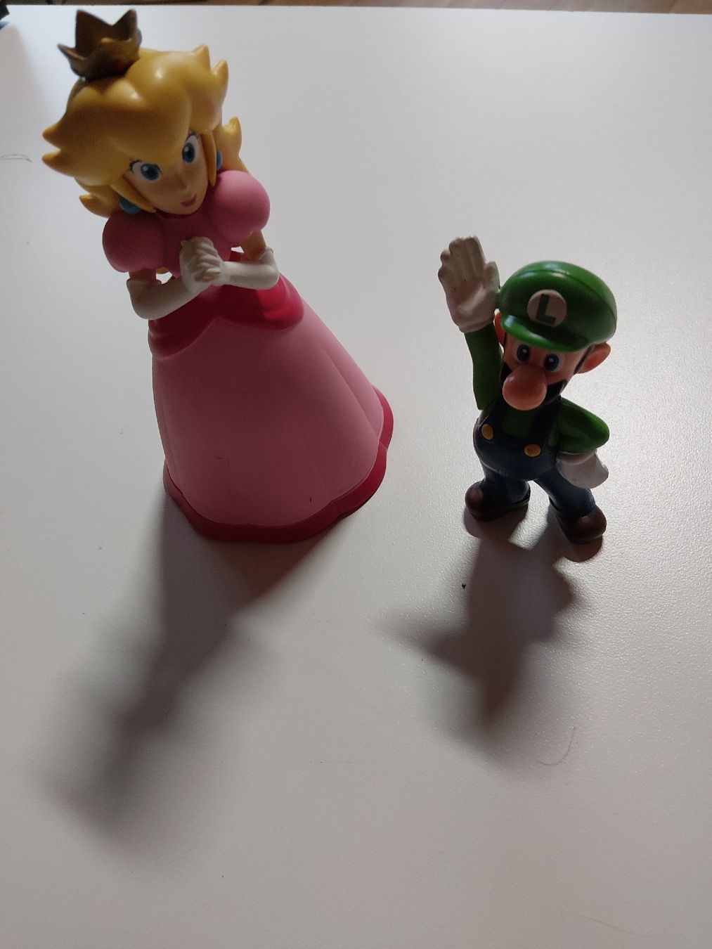Princess Peach & Luigi Figuren Set, Super Mario Bros. (Gebraucht) in ...