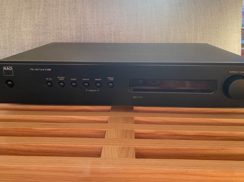 NAD FM/AM Tuner C 426 (Gebraucht) in Arlesheim für CHF 10 – nur Abholung auf Ricardo kaufen