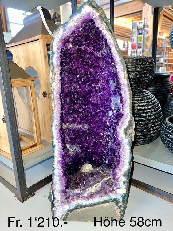Geode Amethyst Höhe 58 cm (Neu (gemäss Beschreibung)) in Brugg für CHF 1210 – nur Abholung auf ...