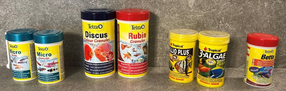 Fisch Futter 7-teilig ... (Neu und originalverpackt) in Klosters für ...