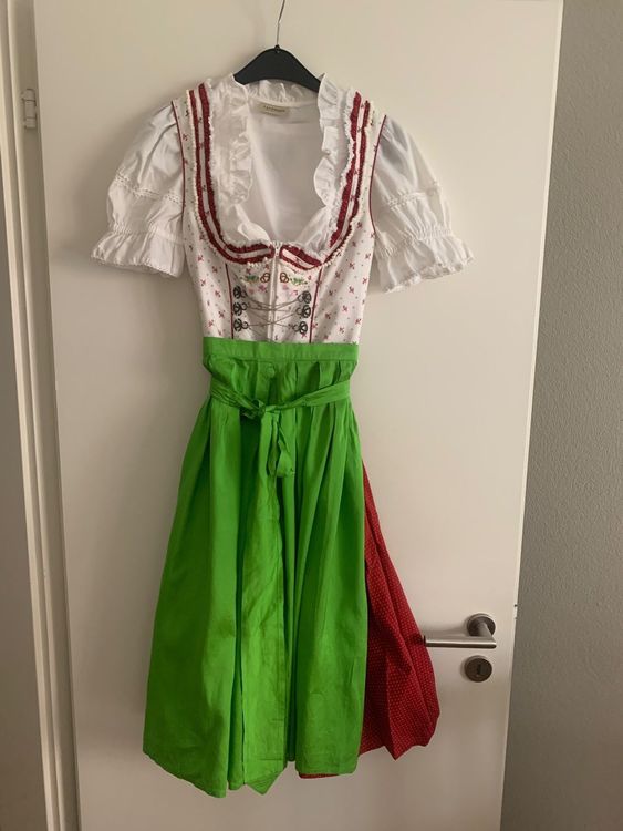 Dirndl weiss- rot mit Blümchen Muster und Stickerei | Kaufen auf Ricardo