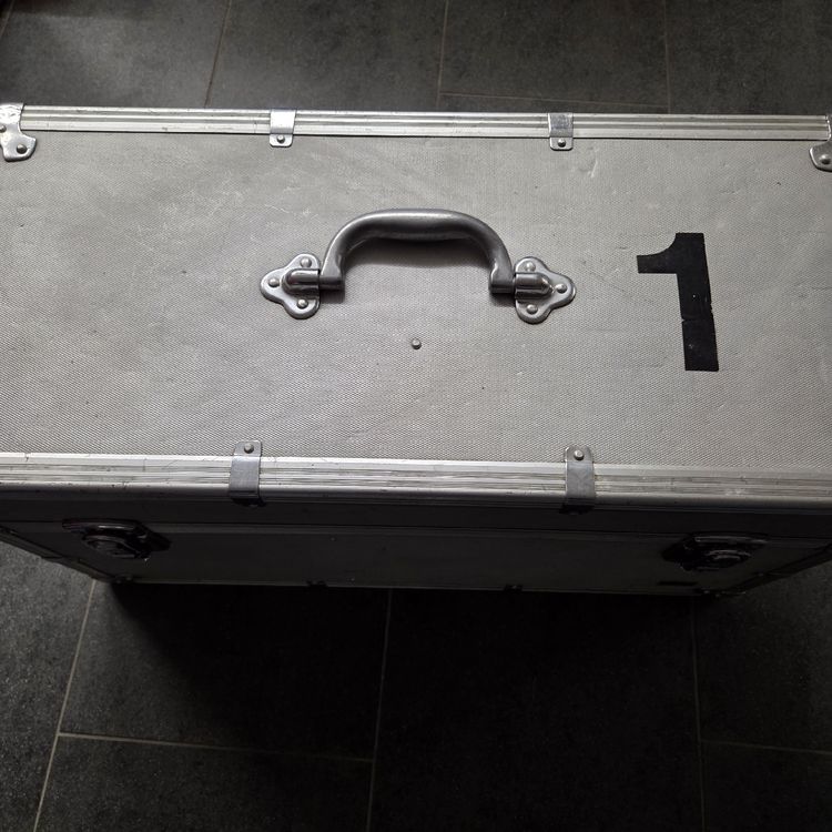 Hitachi SK-91 Vintage Videokamera.. (Defekt) in Stans für CHF 55 – nur ...