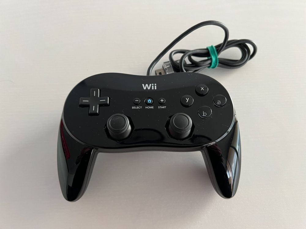 WII Pro Controller | Kaufen auf Ricardo