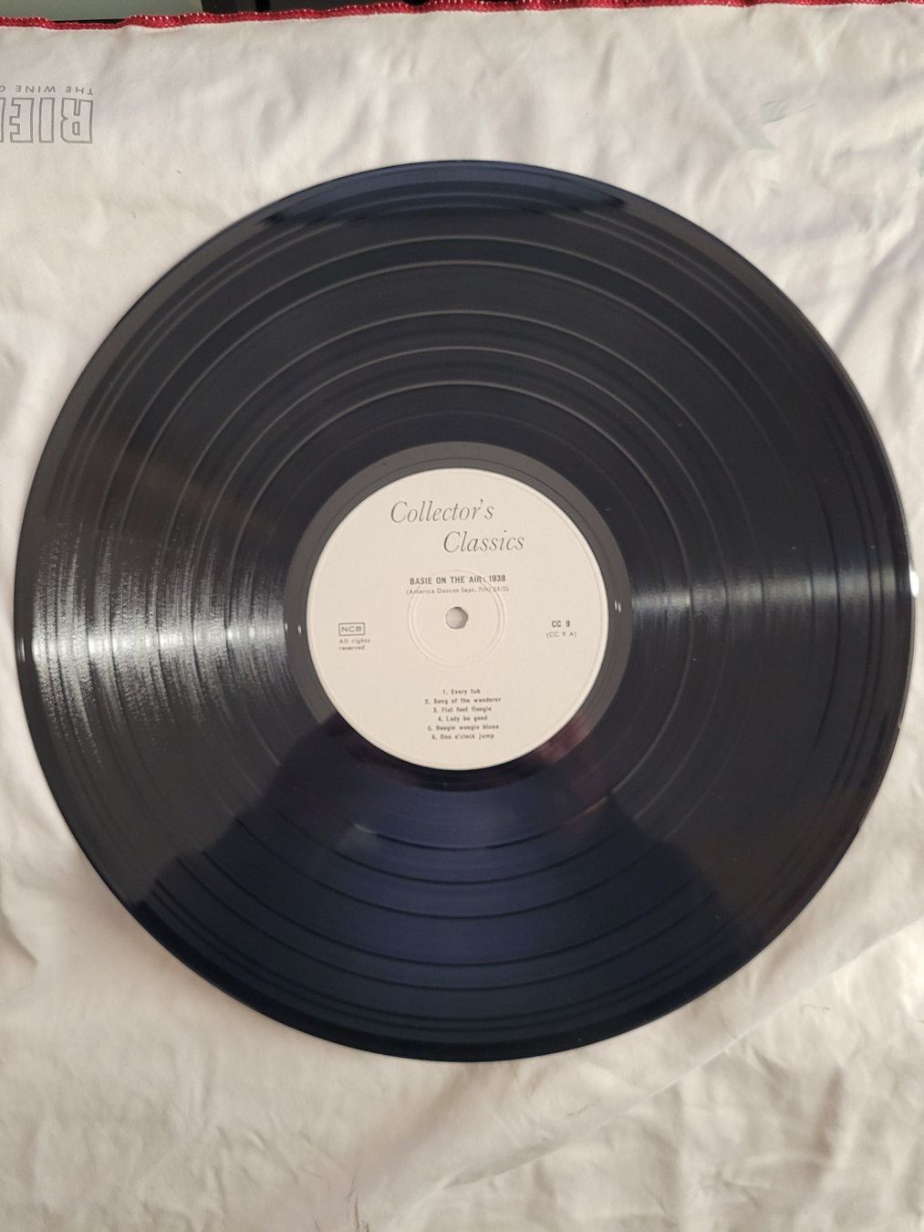 Count Basie – Basie On The Air Cover VG/Vinyl NM (Gebraucht) in Lausen ...