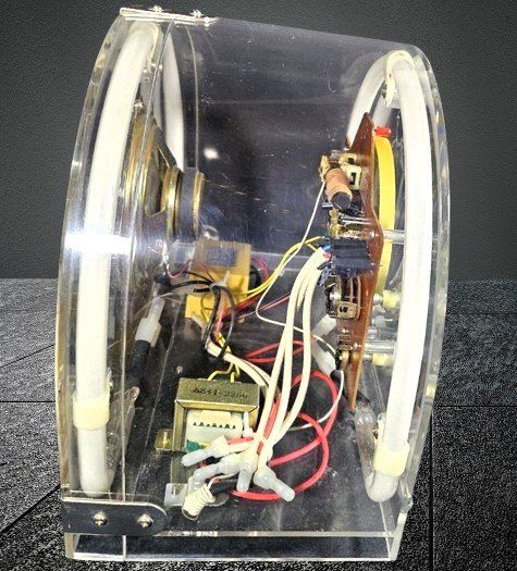 🔊 Neon-Retro-Radio aus den 80ern – Kult pur! 🕺🌈 (Usato) a Saland per ...