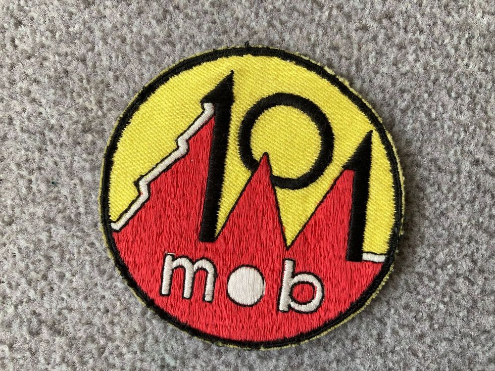 Badge: Mob 101 (Gebraucht) in Brütten für CHF 8 – mit Lieferung auf ...