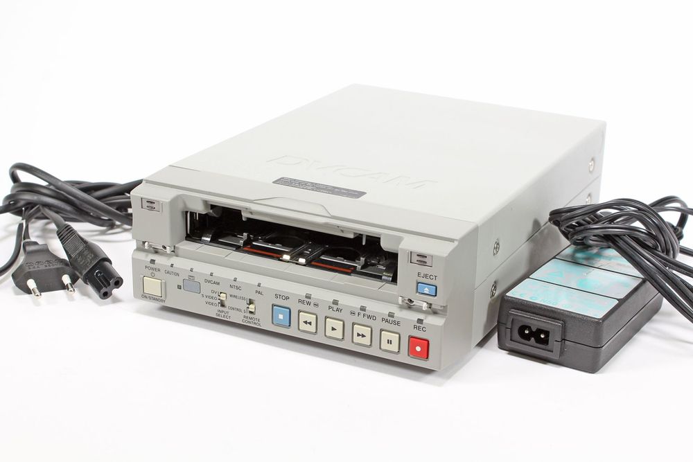Sony DSR-11 DVCAM Mini DV Digital Videocassette Recorder (Gebraucht) in ...