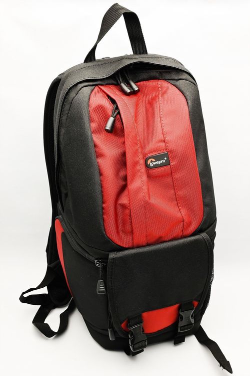 Lowepro Fastpack 100 Rot | Kaufen auf Ricardo