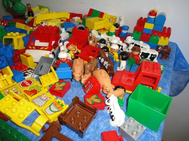 DUPLO GROSSES KONVOLUT VIELE FIGUREN TIERE UND (Gebraucht) in teufen für CHF 37 – mit Lieferung ...