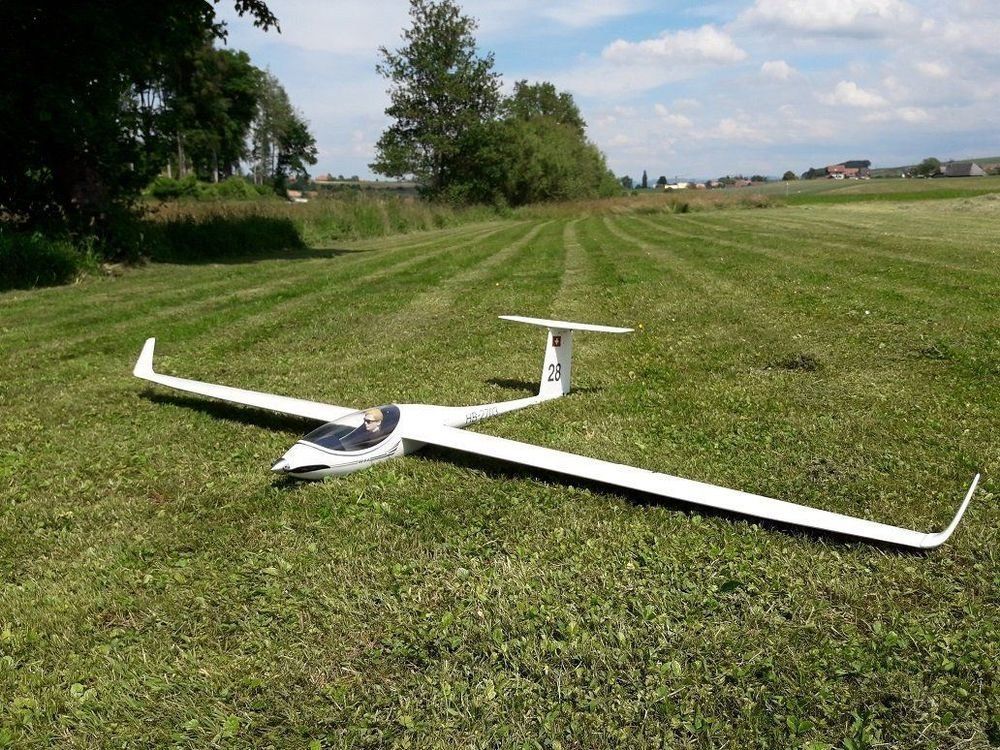 Flyfly ASW 28 Elektrosegler (Defekt) in Worben für CHF 50 – mit ...