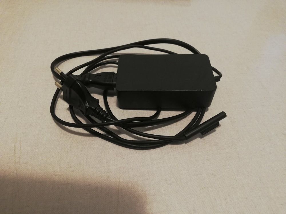 Microsoft Surface Ladekabel | Kaufen auf Ricardo