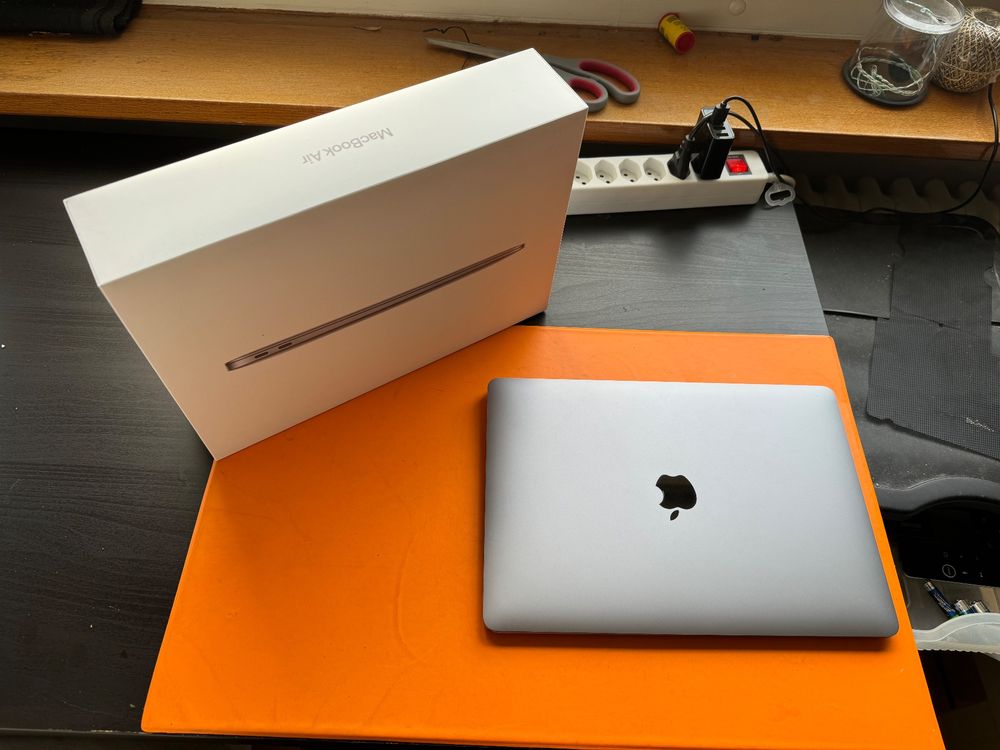 MacBook Air m1 16 GB/1000GB Space Gray Apple Care bis 1.2.26 (Gebraucht ...
