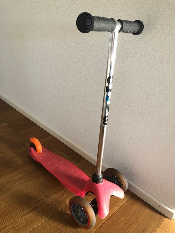 Micro Kickboard pink (Gebraucht) in Luzern für CHF 15 – mit Lieferung auf Ricardo kaufen