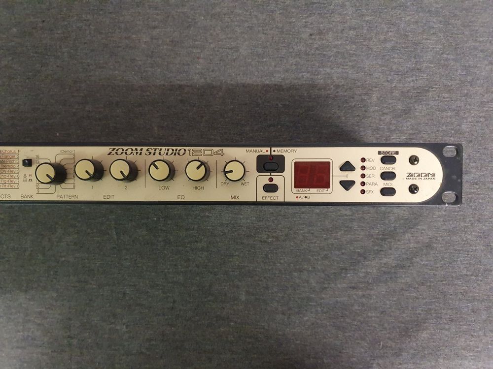 Zoom 1204 Multi-Effektgerät (S849) (Gebraucht) in St.Margrethen für CHF ...