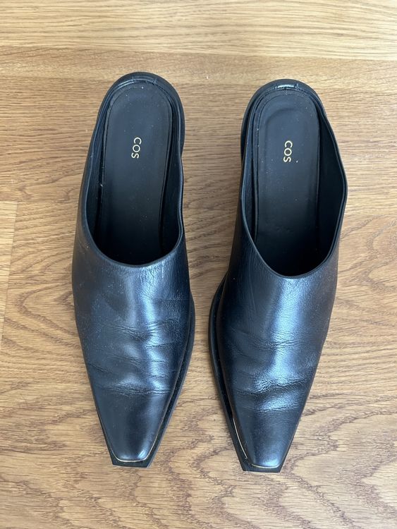 Seltene schwarze COS Ledermules / Kollektion Herbst 2023 | Kaufen auf ...