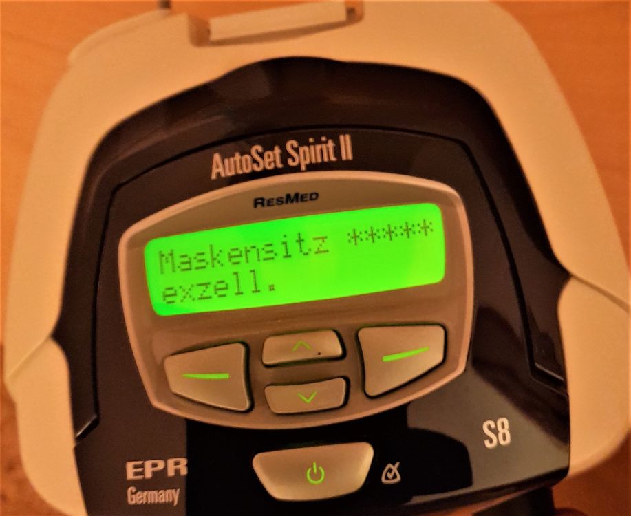 ResMed S8 AutoSet Spirit II + H3i Respiratory Apnoe CPAP (Gebraucht) in ...