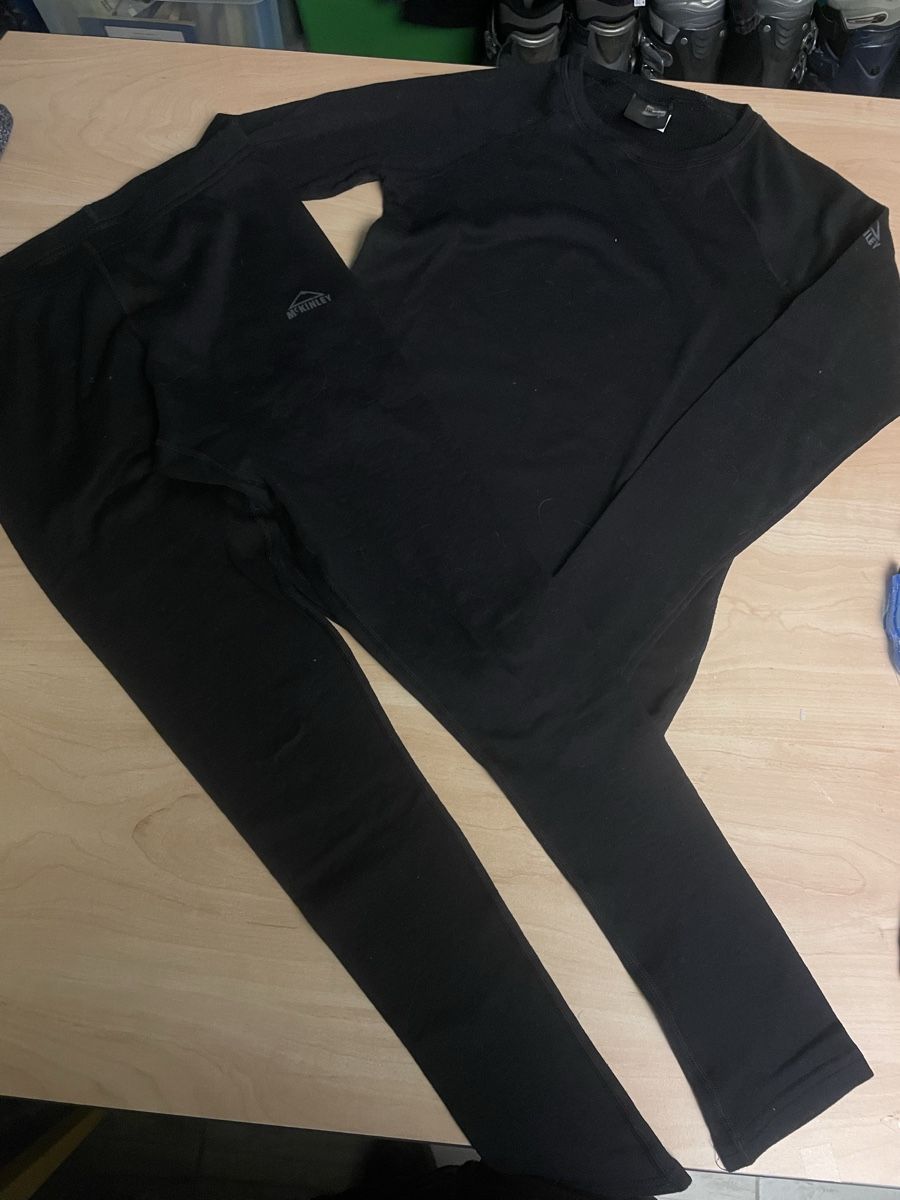 McKinley Ski-Unterwäsche Set Schwarz, Gr.152Top Zustand! (Gebraucht) in ...