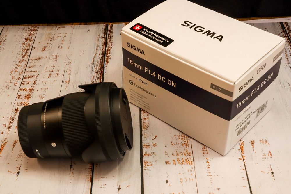 Sigma Objektiv 16mm / f 1.4 für Canon EF-M Bajonett | Kaufen auf Ricardo