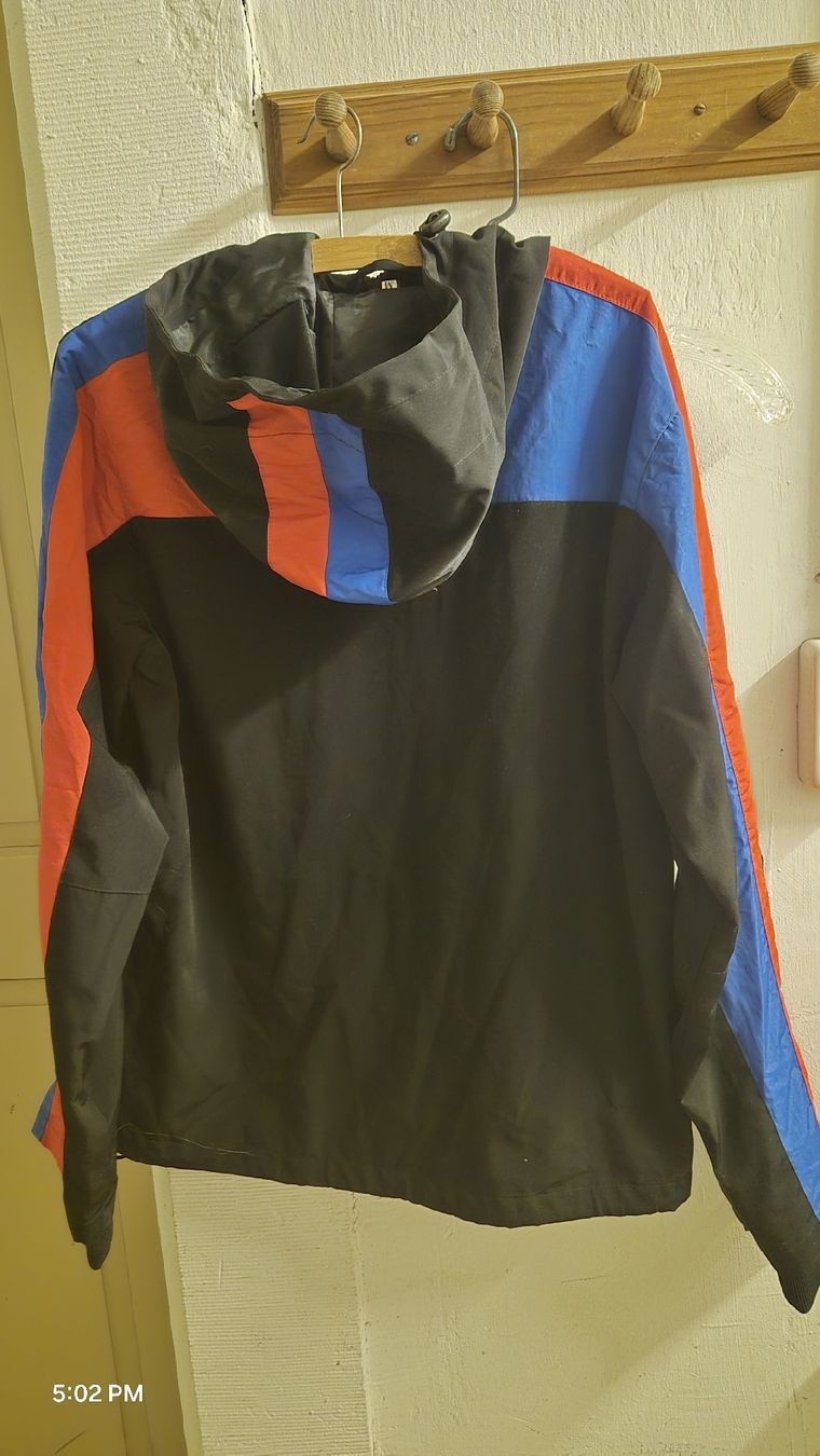 FC Basel ältere Muttenzerkurve Jacke Gr. M mit Schutzmaske (Gebraucht ...