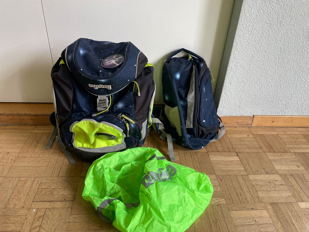 Schulrucksack Ergobag Space mit Turnsack und Regenhülle (Gebraucht) in ...