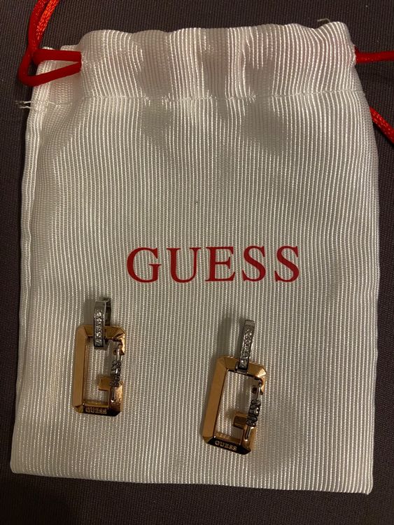 Guess b. d'oreilles (Neuf avec emballage d'origine) à pour CHF 14 ...