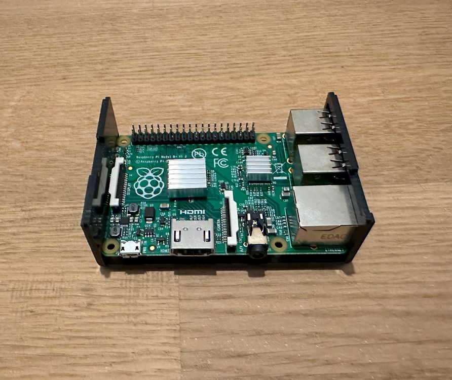 Raspberry Pi Model B+ V1.2 inklusive 32GB microSD-Karte | Kaufen auf ...