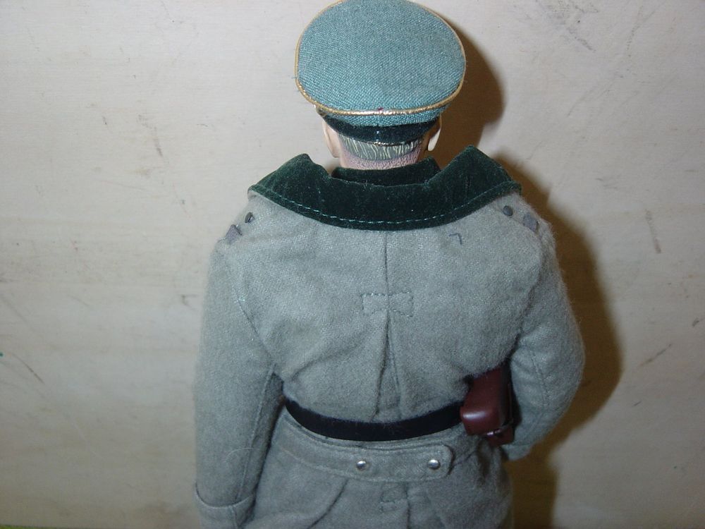 WWII German Offizier / Oberst?? in 1:6 evtl. Dragon (Gebraucht) in für ...