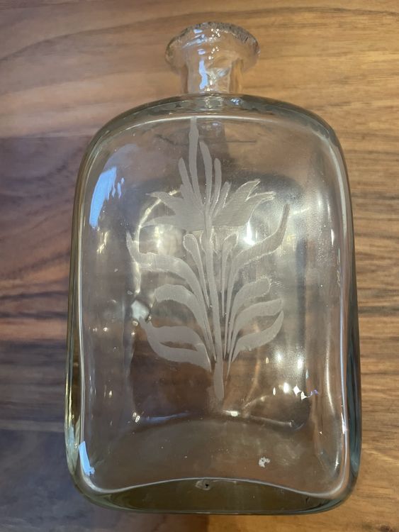 Glasflasche antik 12cm (Gebraucht) in Hellikon für CHF 15 – mit ...