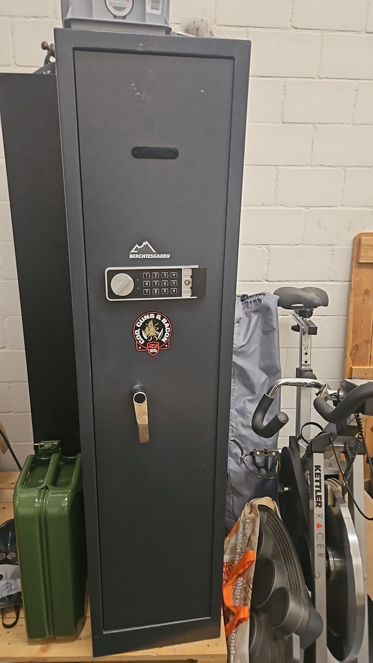 Waffenschrank, Top Zustand, Tresor Safe (Neu (gemäss Beschreibung)) in ...